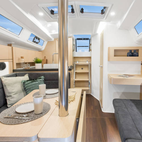 Hanse 348 - Model Range | Yacht Sales | Hanse Yachts