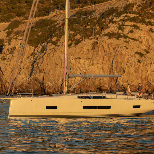 Hanse 460 - Model Range | Yacht Sales | Hanse Yachts