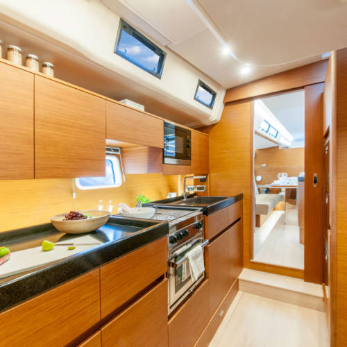 Hanse 675 - Model Range | Yacht Sales | Hanse Yachts